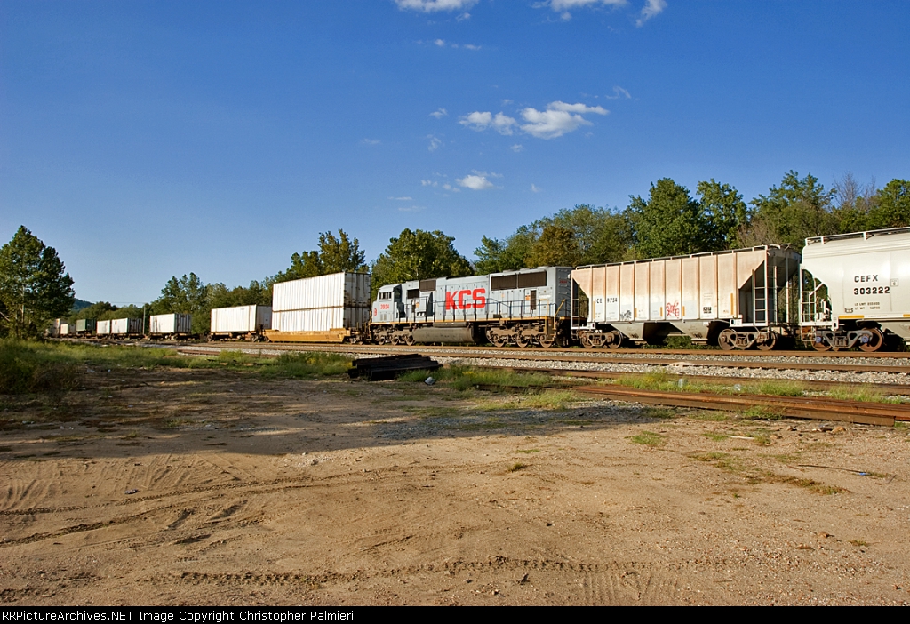 ICE 9754, KCS 3924, and FEC 71294 on KCS M-KCSH-29